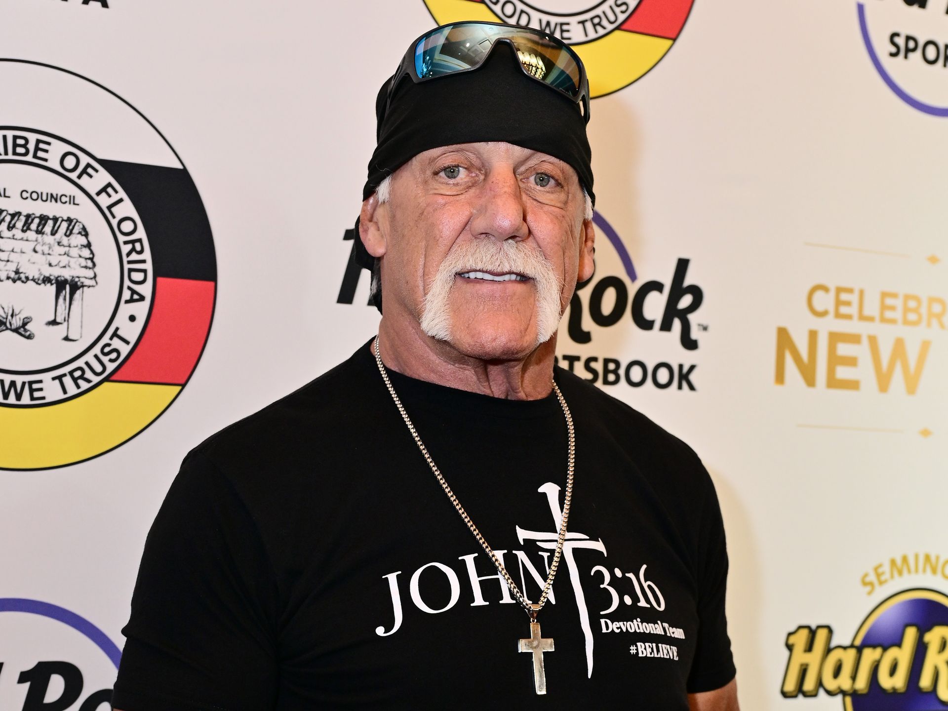 Skullet Hulk Hogan Hulk Hogan Undergoes Neck Surgery After Dramatic