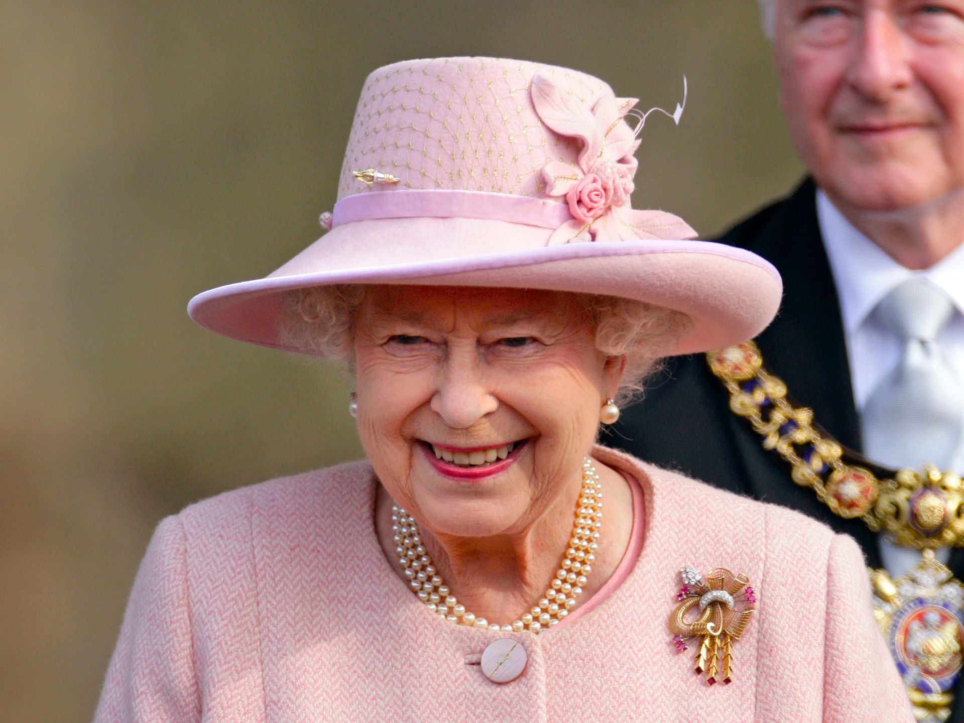 Queen Surprise Wedding