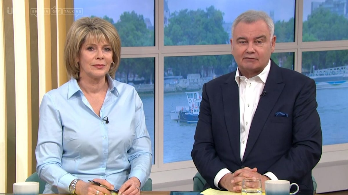 Eamonn Holmes stops This Morning to make statement following ...