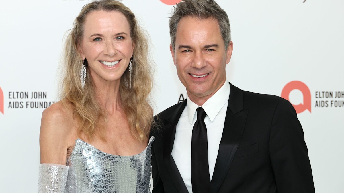 Eric McCormack joined by his ex wife at Elton John's Oscar viewing ...