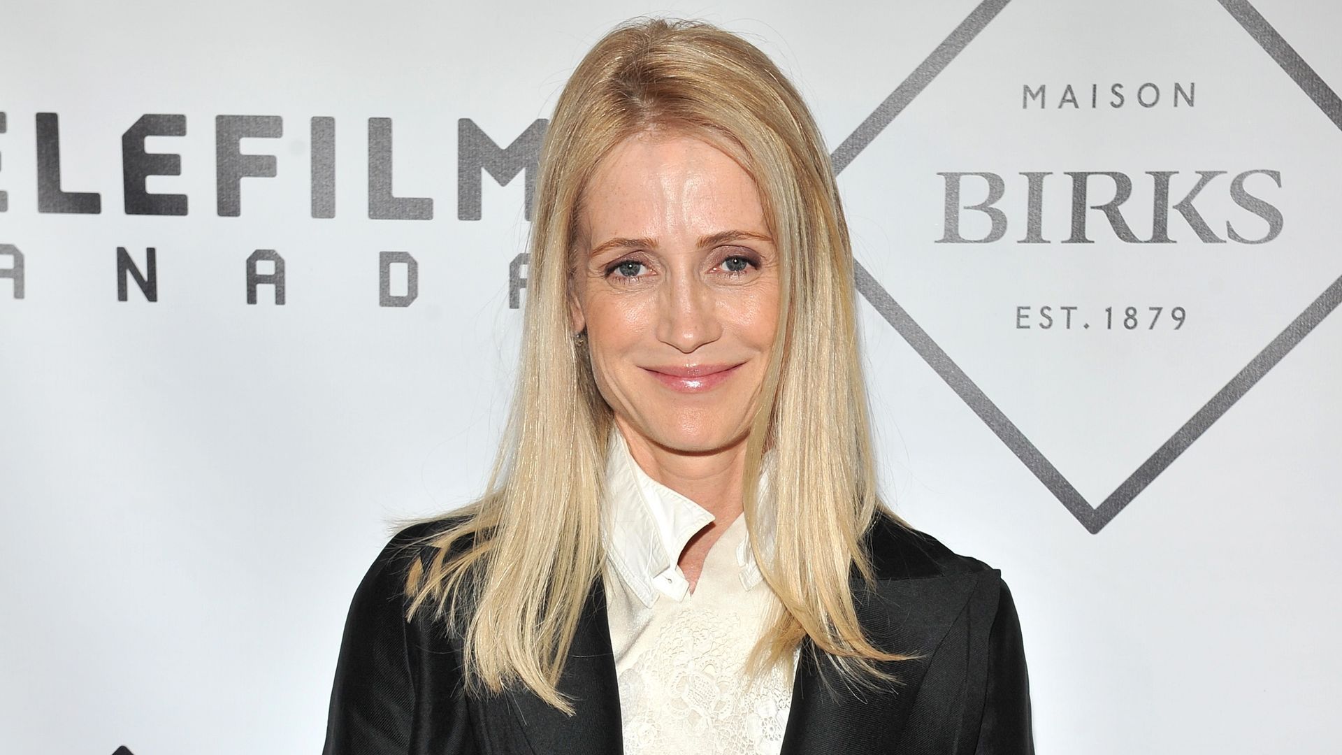 Kelly Rowan - Biography | HELLO!