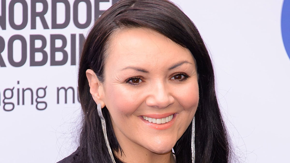 Martine McCutcheon looks sensational in figure-hugging leather trousers ...