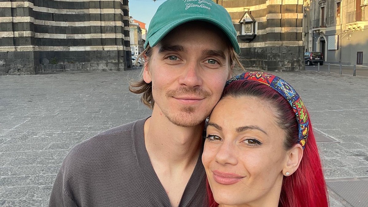 Strictly's Dianne Buswell's chic minimalist living space in £3.5m home ...