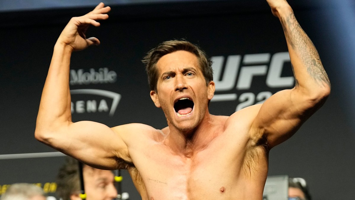 Inside Jake Gyllenhaal's Drastic Body Transformation For Road House ...