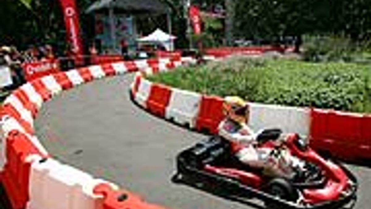 Newly-returned race star Lewis Hamilton back in the | HELLO!