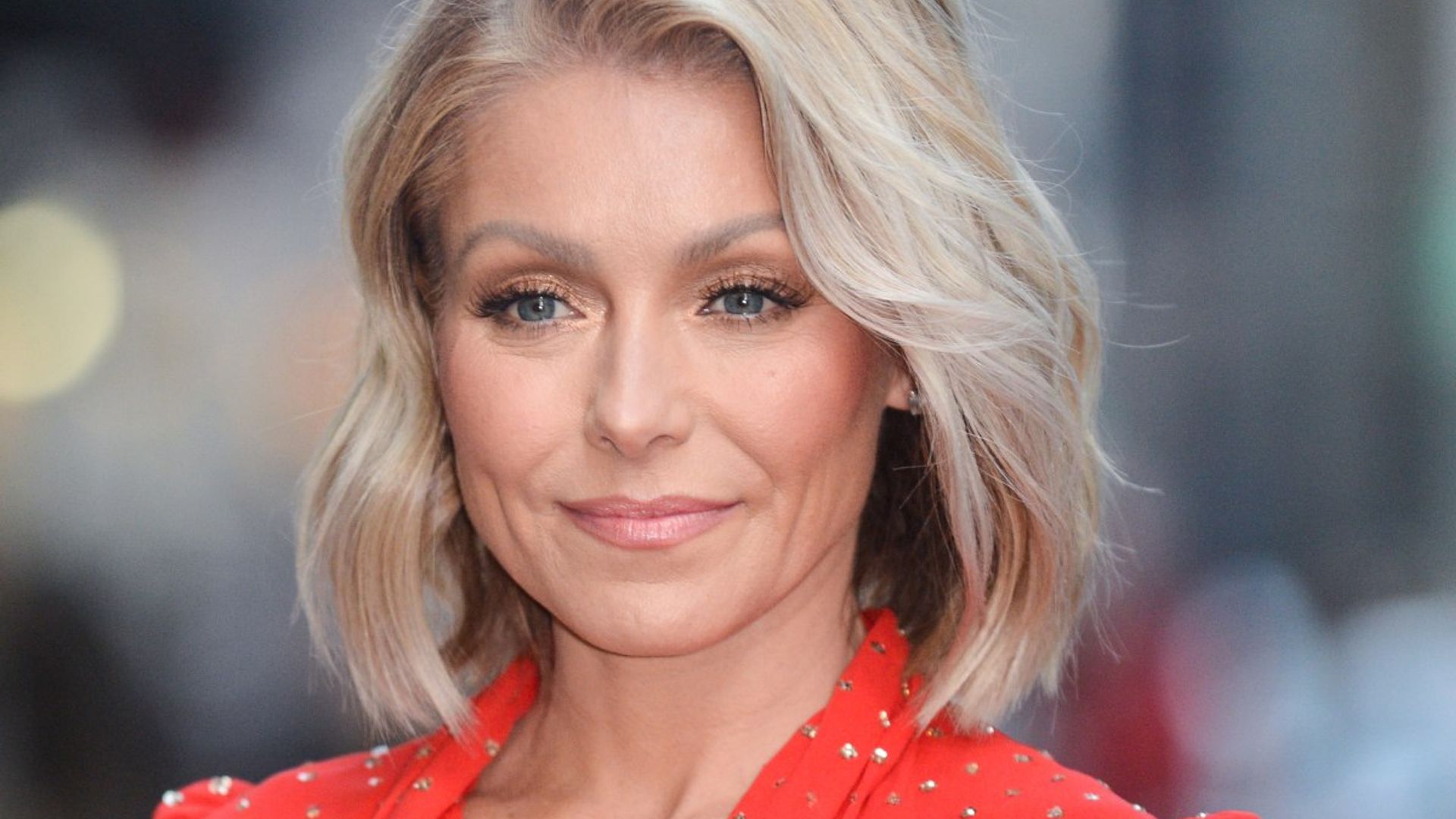 Kelly Ripa shocks with Hollywood transformation in jaw-dropping selfie ...
