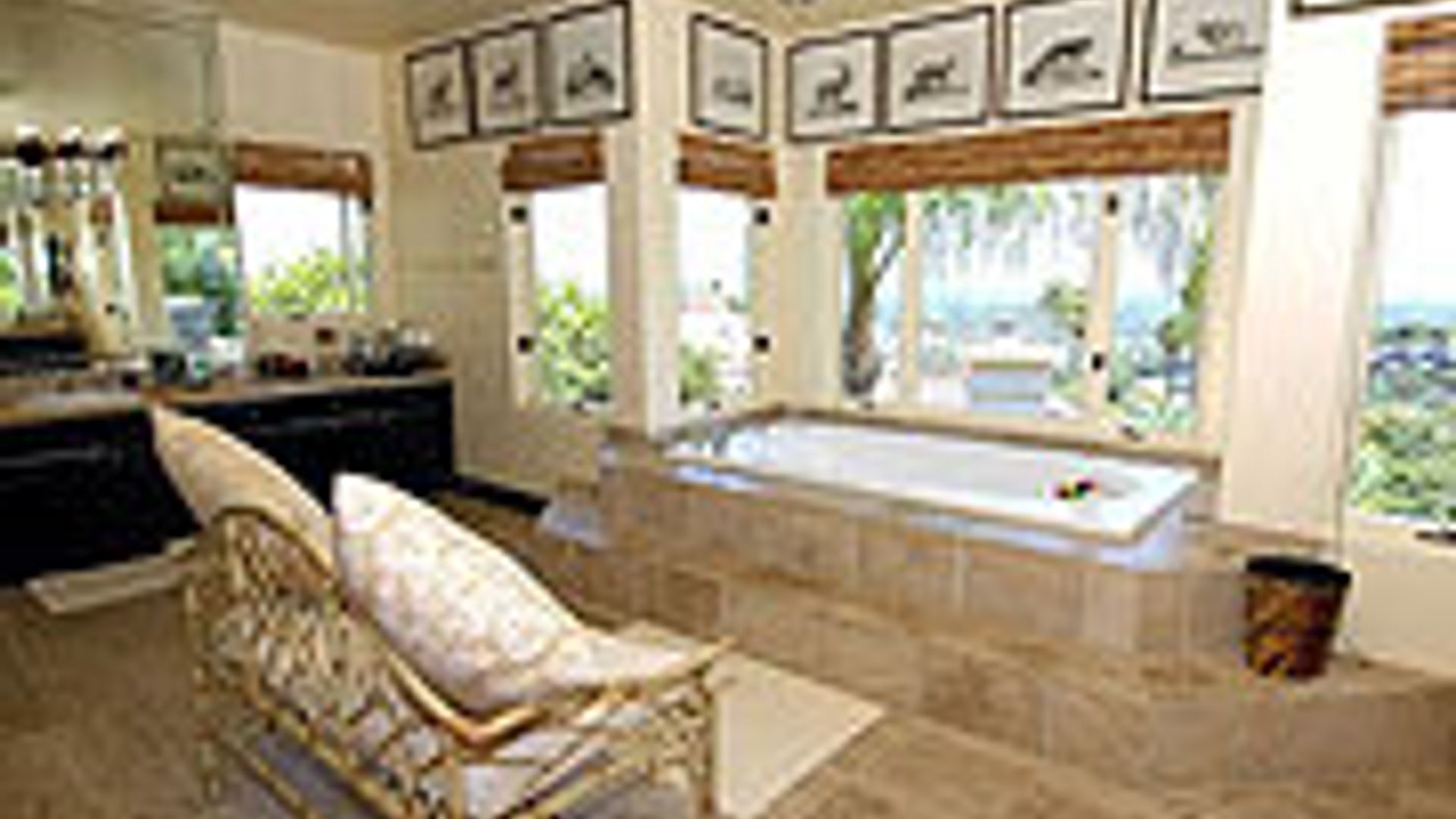 A glimpse inside Paris' palatial new pad in Beverly Hills | HELLO!