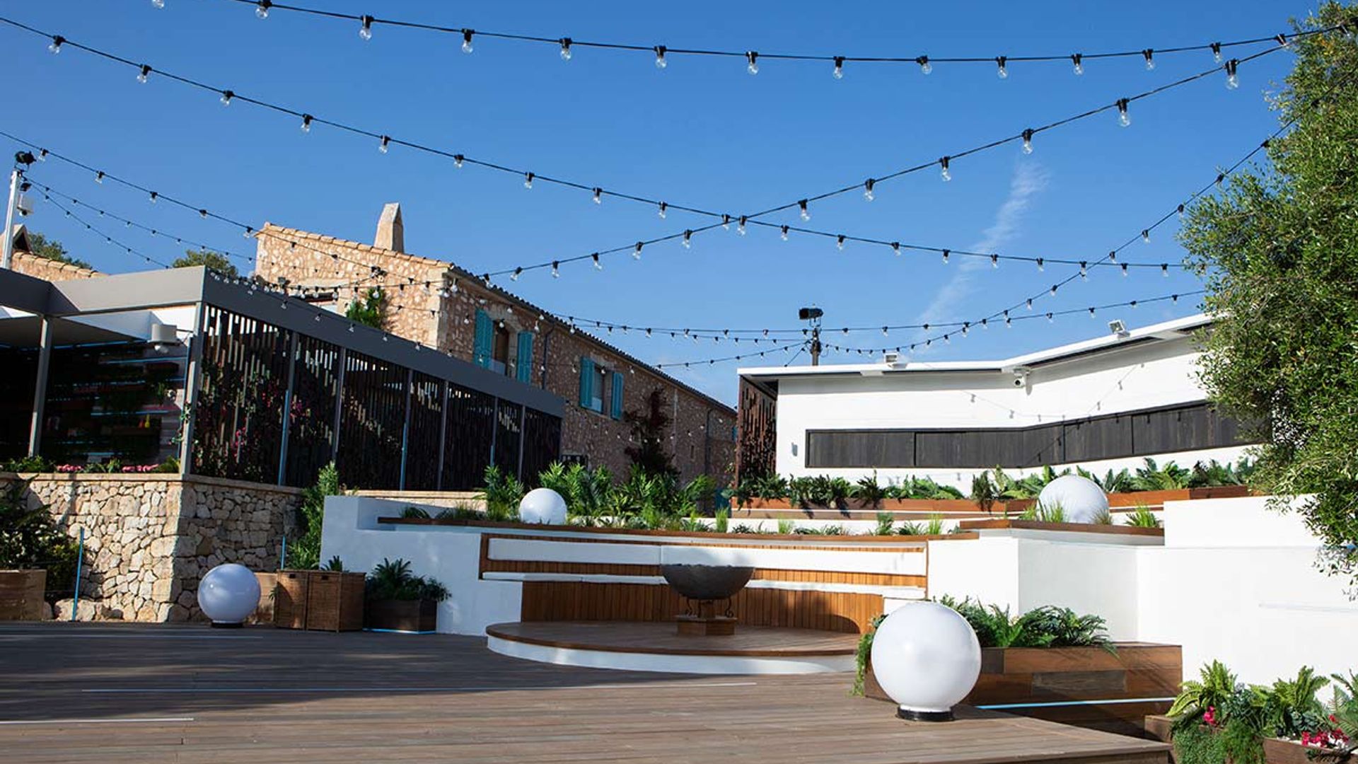 Love Island FIRST LOOK at the interiors for the 2019 villa | HELLO!