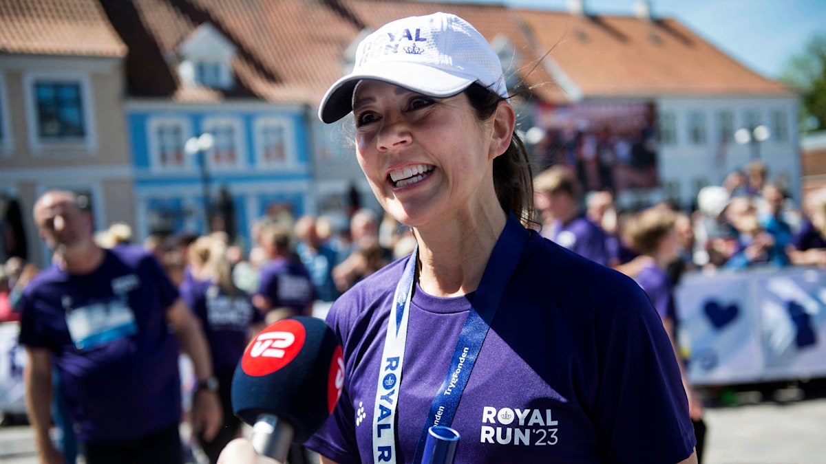 Crown Princess Mary shows her sporty side as she takes on challenge ...