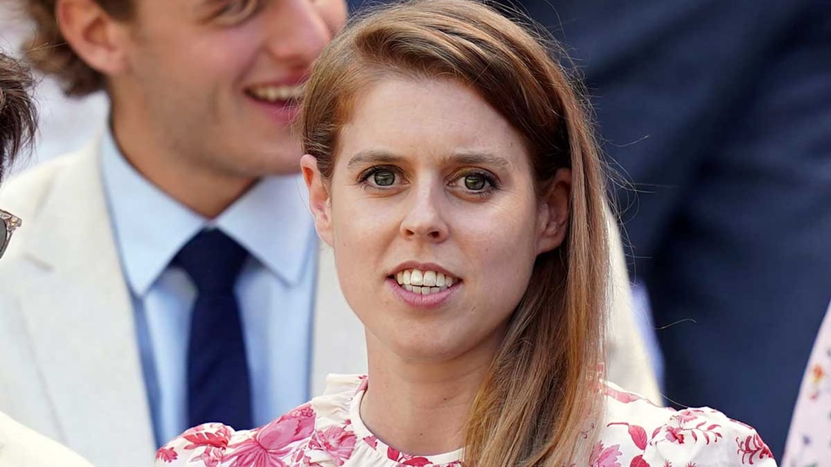 Princess Beatrice goes all out for Wimbledon in flirty little mini ...
