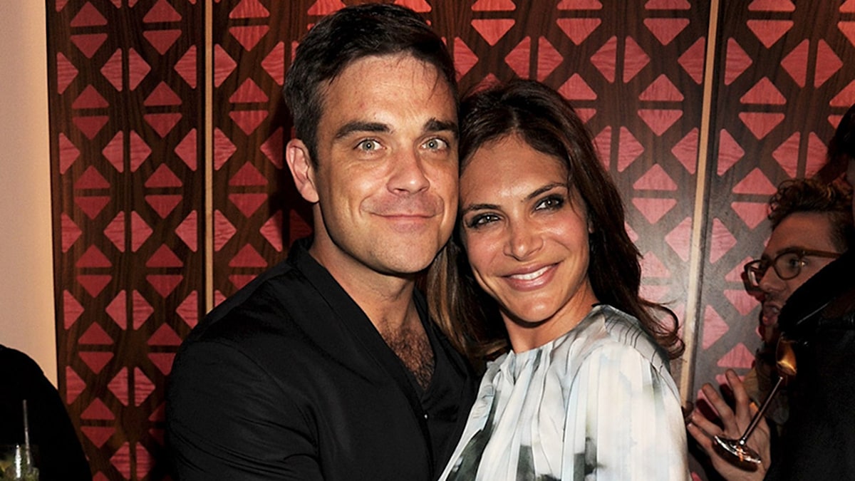 Robbie Williams shares sweet anniversary message for Ayda Field | HELLO!