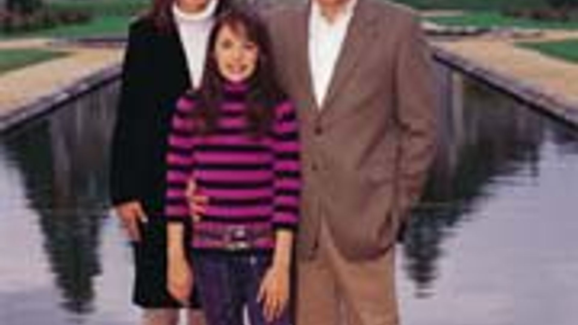 MAGAZINE - BECKY TAYLOR | HELLO!