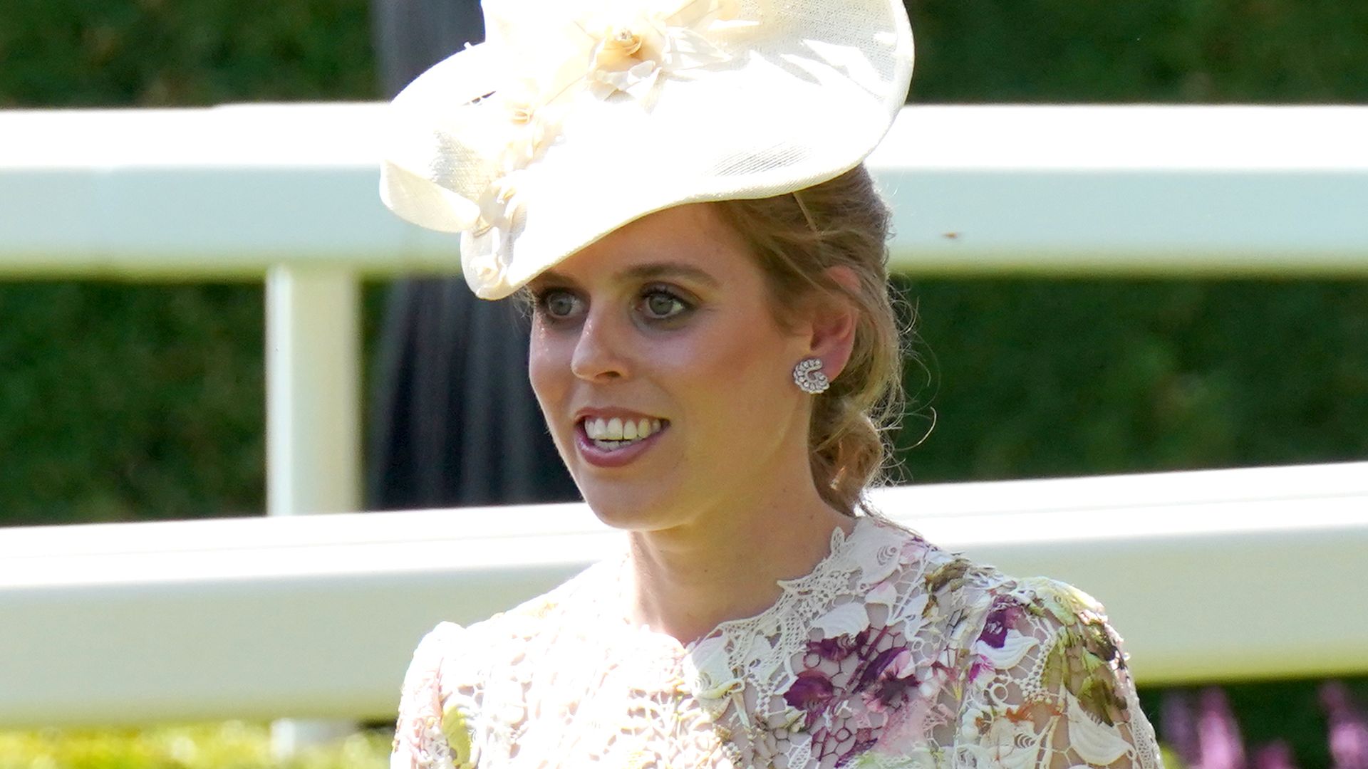 Princess Beatrice surprises in eye-catching shirt dress and Zara jacket ...