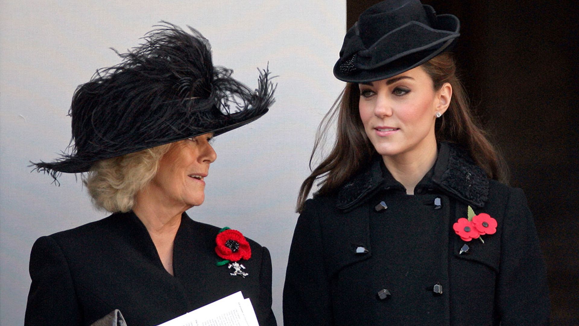 Kate Middleton joins Prince William for first Remembrance Day service ...