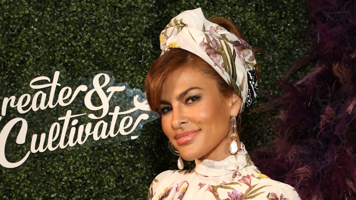 Eva Mendes makes cheeky comment gushing about husband Ryan Gosling as ...