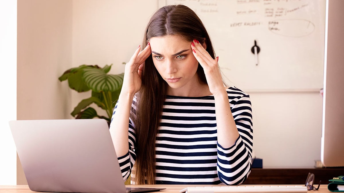 How to look less tired - a Chanel makeup artist reveals tips for ...