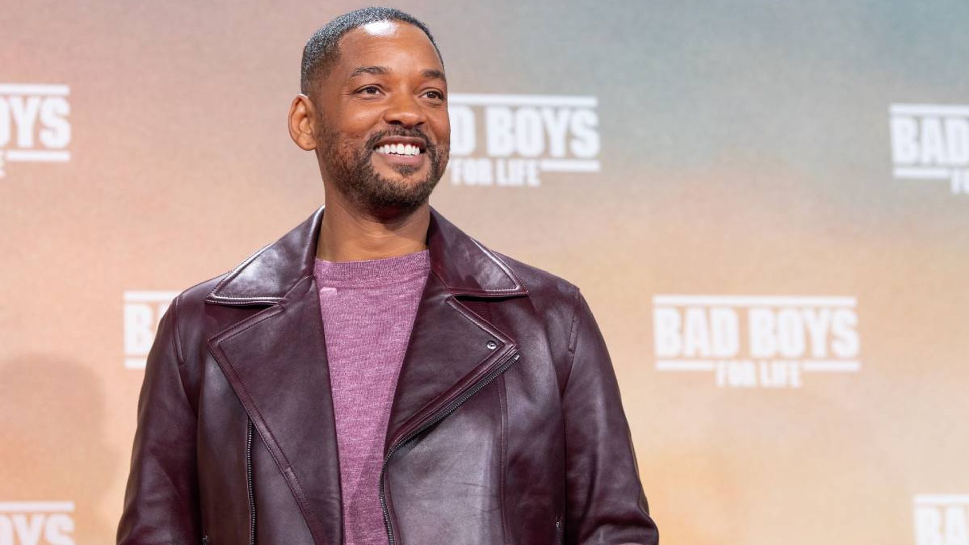 Will Smith’s surprising shirtless photo gets fans talking | HELLO!