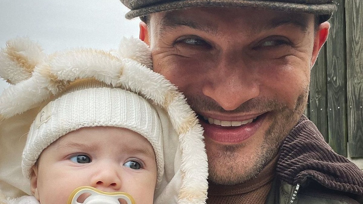 Strictly's Aljaz Skorjanec sparks reaction with new photos of mini-me ...