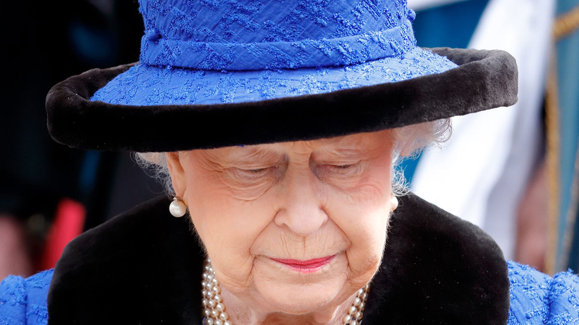 The Queen's TEARS for royal yacht - the rare moments she showed emotion ...
