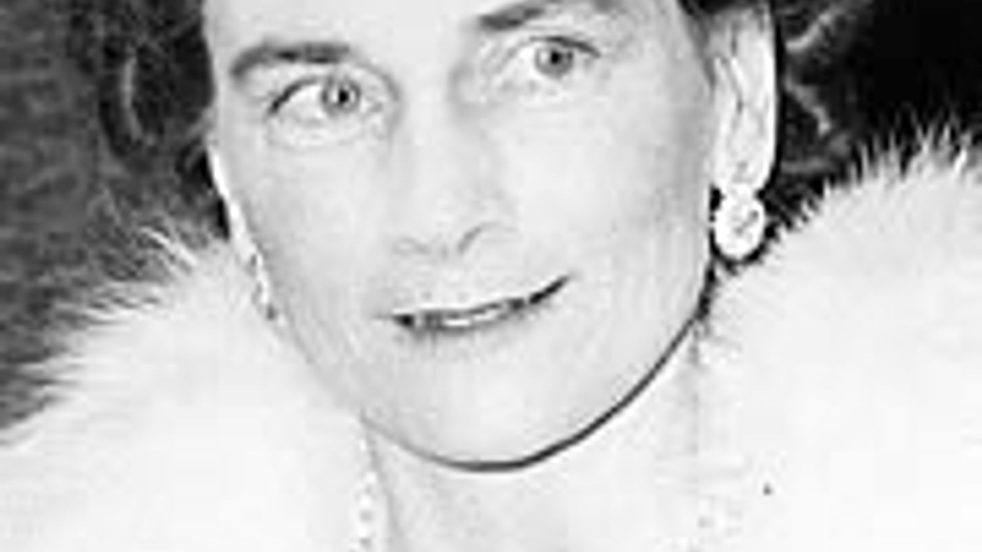 Queen pays tribute to the late Princess Alice | HELLO!