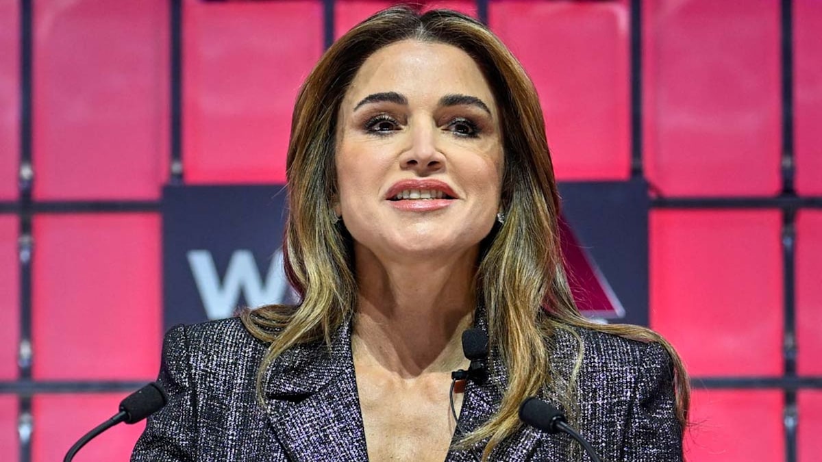 Queen Rania causes a stir in rock n' roll outfit that is very unroyal ...