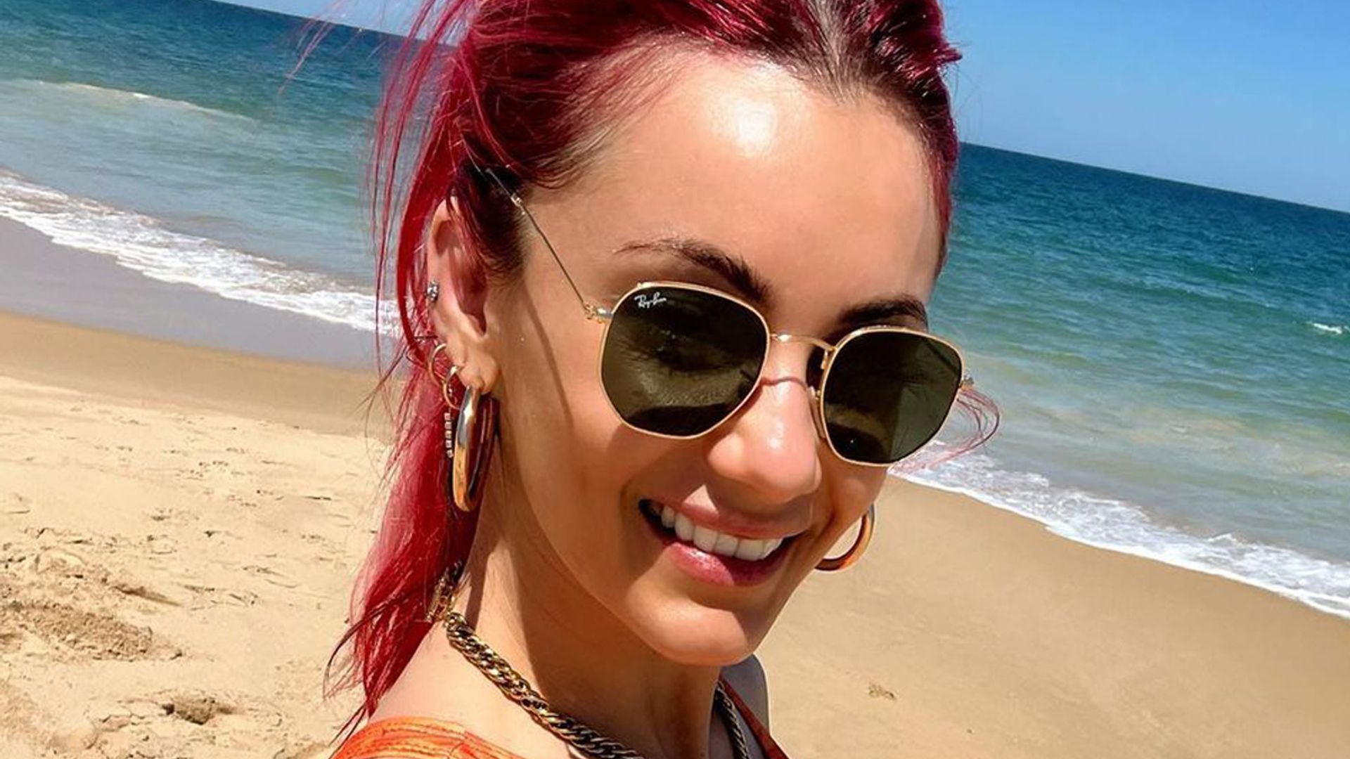 Strictly's Dianne Buswell looks breathtakingly beautiful in sunkissed ...