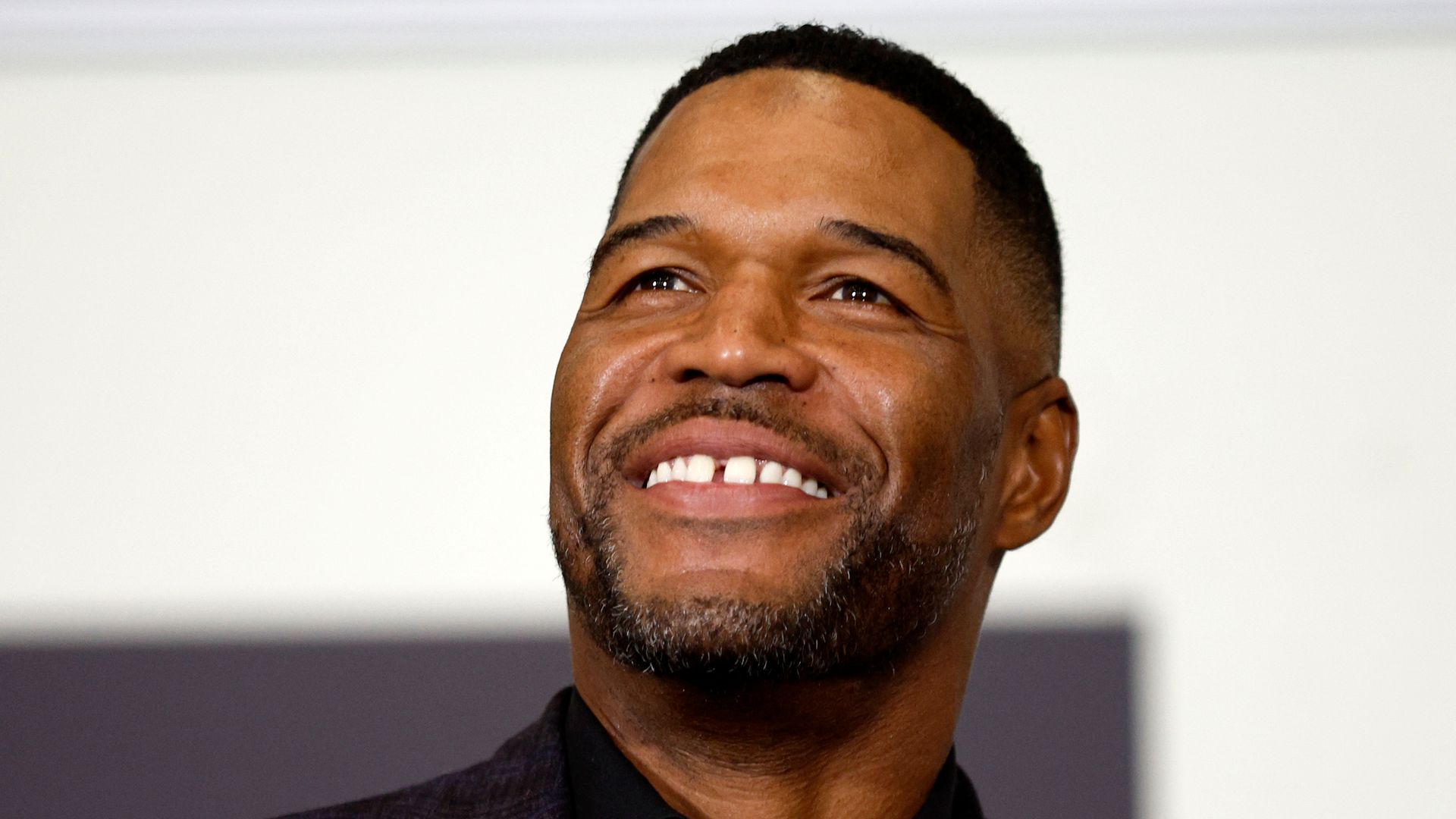 GMA's Michael Strahan's model daughter gets famous family talking with ...