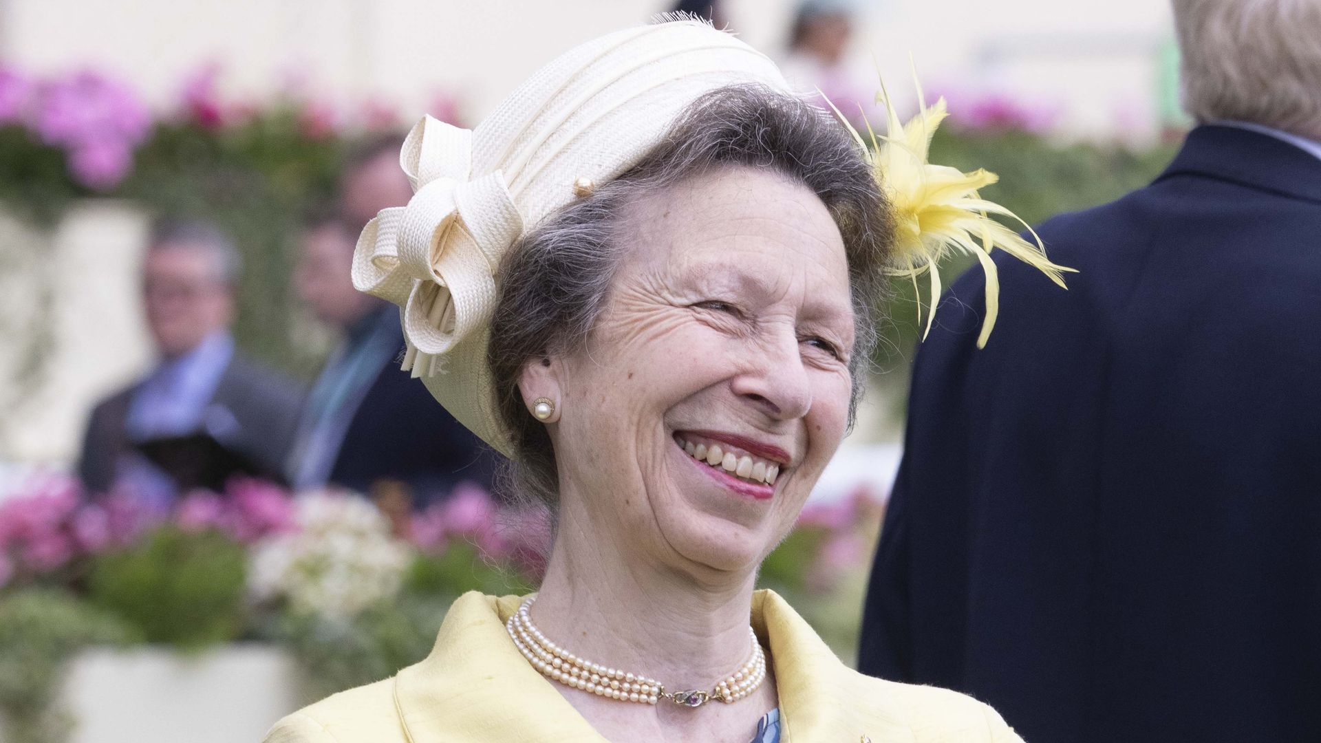Princess Anne recreates iconic outfit from the 60s in fitted dress for ...