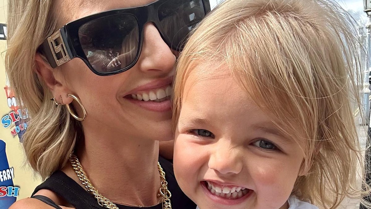 Vogue Williams enjoys 'perfect' family holiday and fans can't get over ...