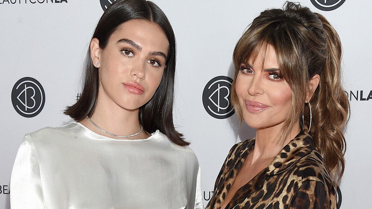 Lisa Rinna, 58, twins with daughter Amelia, 20, in head-to-toe leather ...
