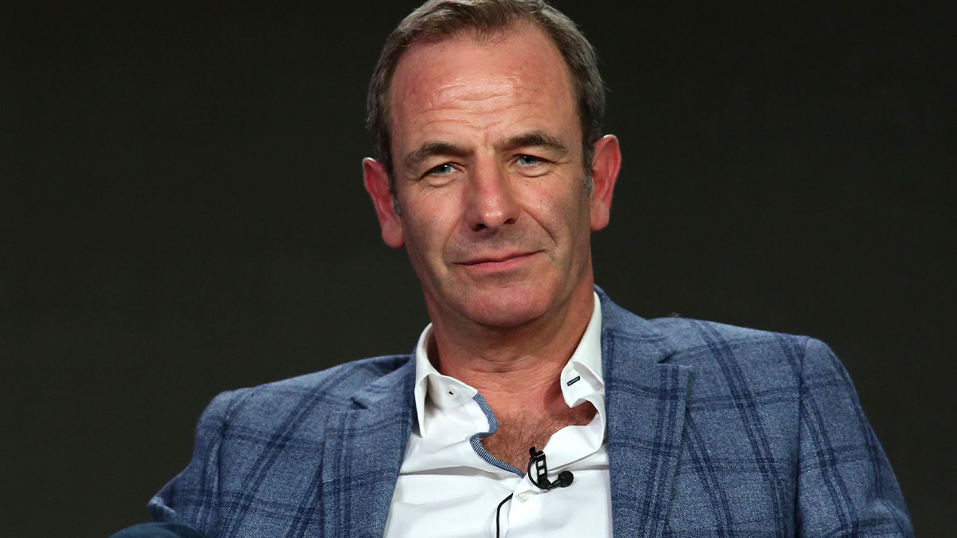 Grantchester Star Robson Greens Riverbank Home Holds Bittersweet Memories Hello