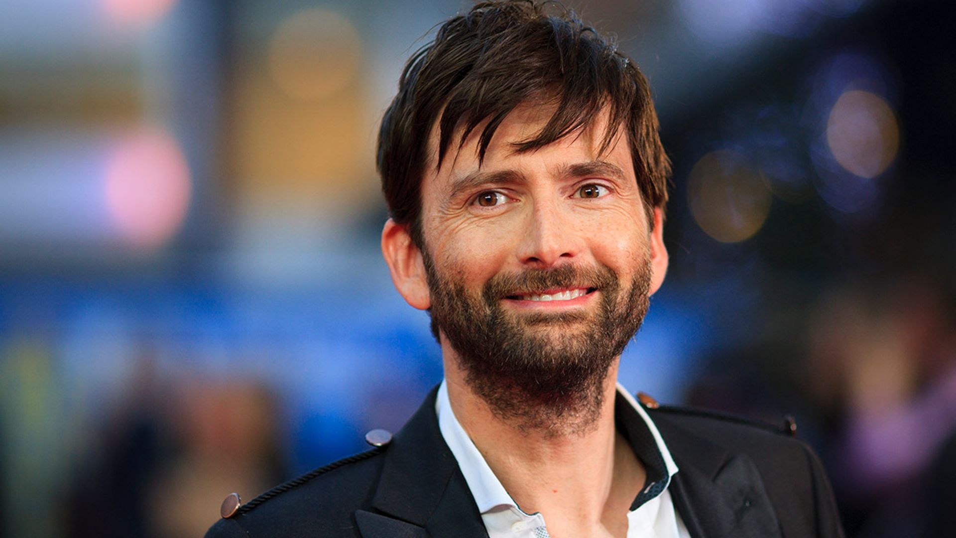 David Tennant seen in very rare photo with daughter Birdie at storytime ...