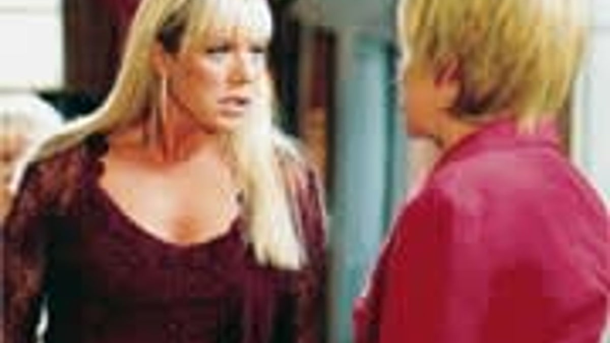 MAGAZINE - Letitia Dean | HELLO!