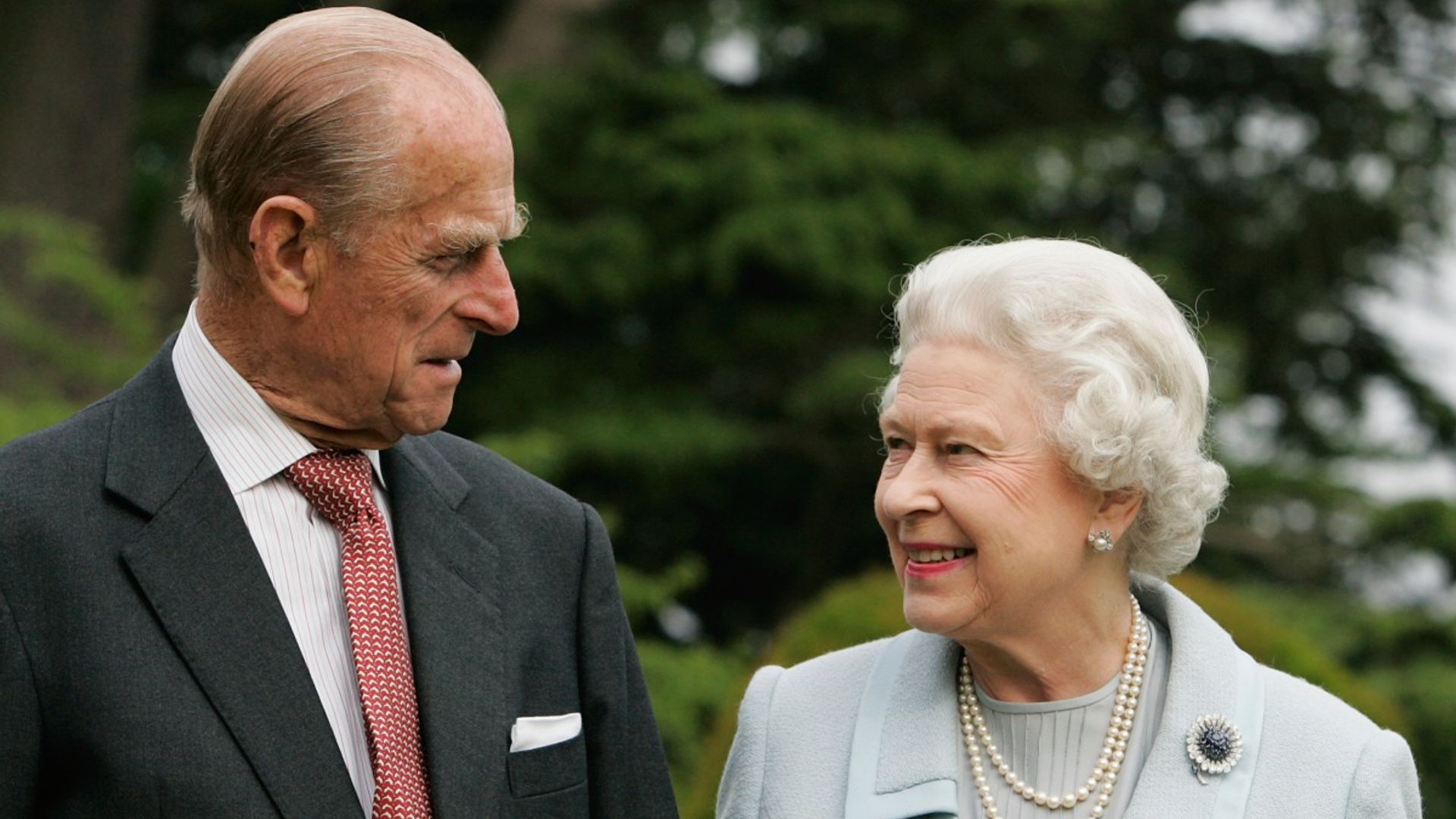 First photo of Queen reunited with Prince Philip in final resting place ...