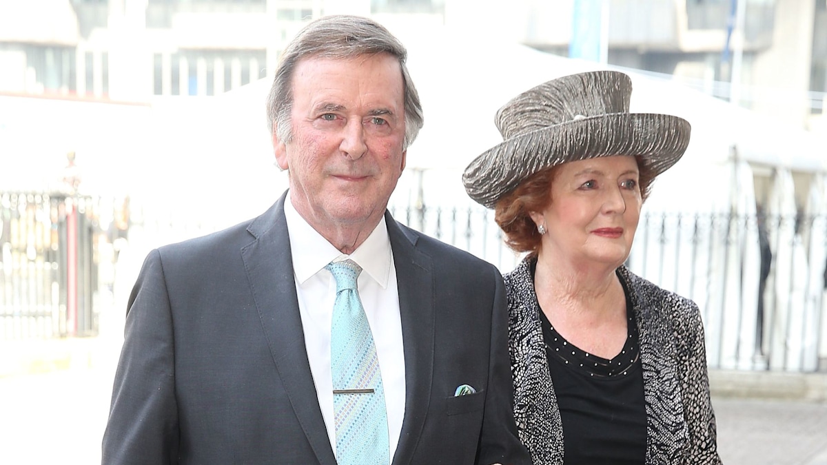 Sir Terry Wogan's son Mark announces death of beloved mother Lady Helen ...
