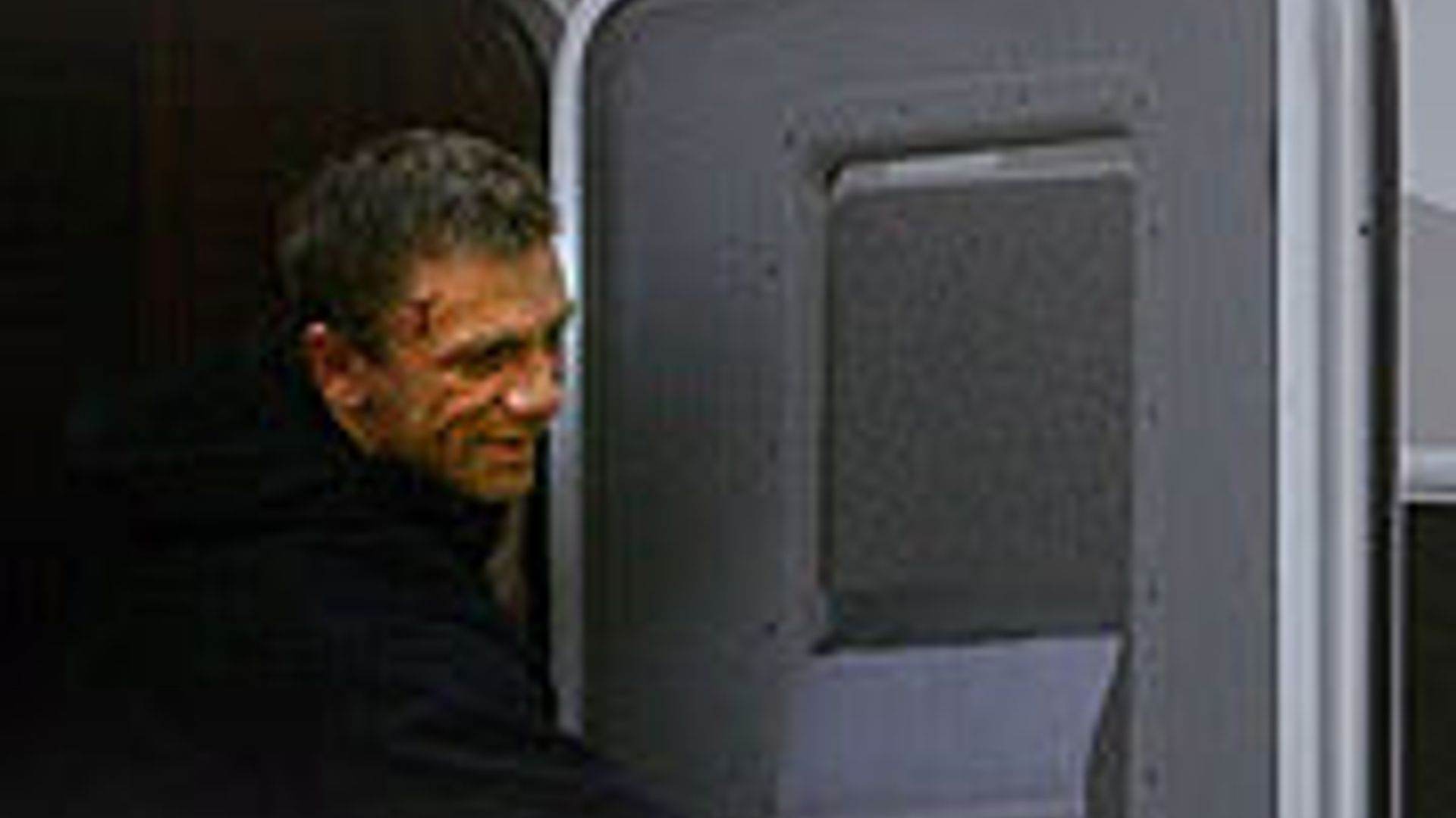 Daniel makes solitary but buff Bond | HELLO!