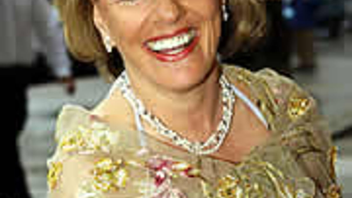 Esther Rantzen looks for love on TV | HELLO!