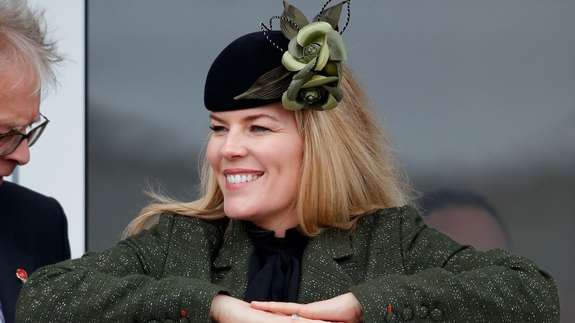 Autumn Phillips steps out with new boyfriend and daughters Isla and ...