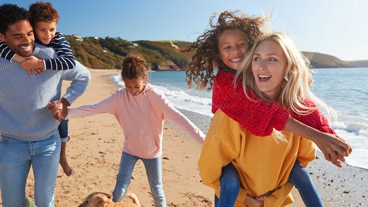 5 must-haves for the perfect summer staycation | HELLO!