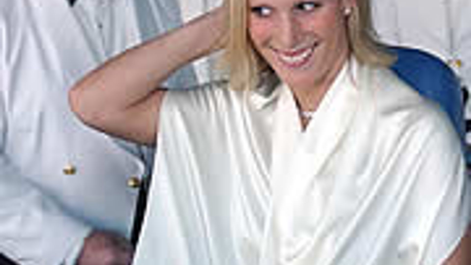 ZARA PHILLIPS TURNS UP THE GLAM FOR MARITIME ENGAGEMENT | HELLO!