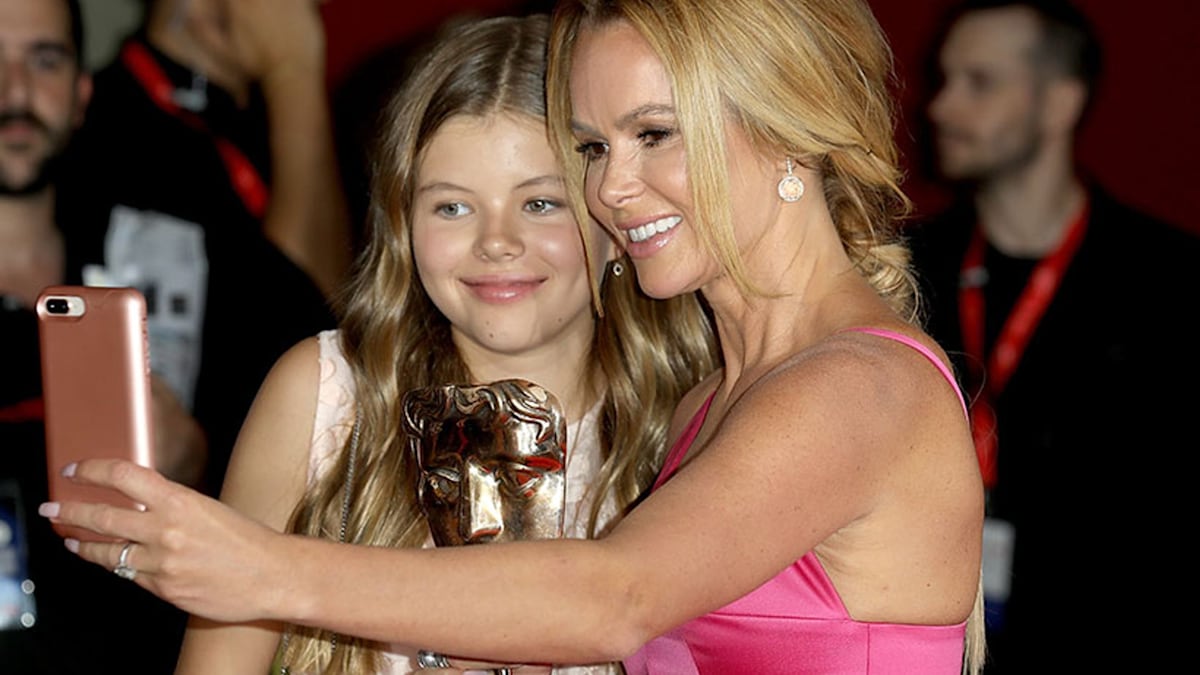Amanda Holden just twinned with her daughters in personalised pyjamas ...