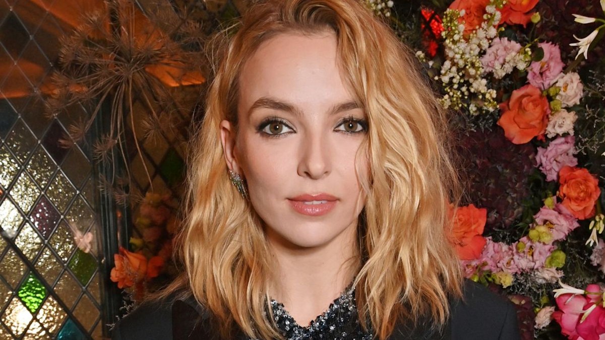 Jodie Comer’s Evening Standard Theatre Awards makeup has sent beauty ...