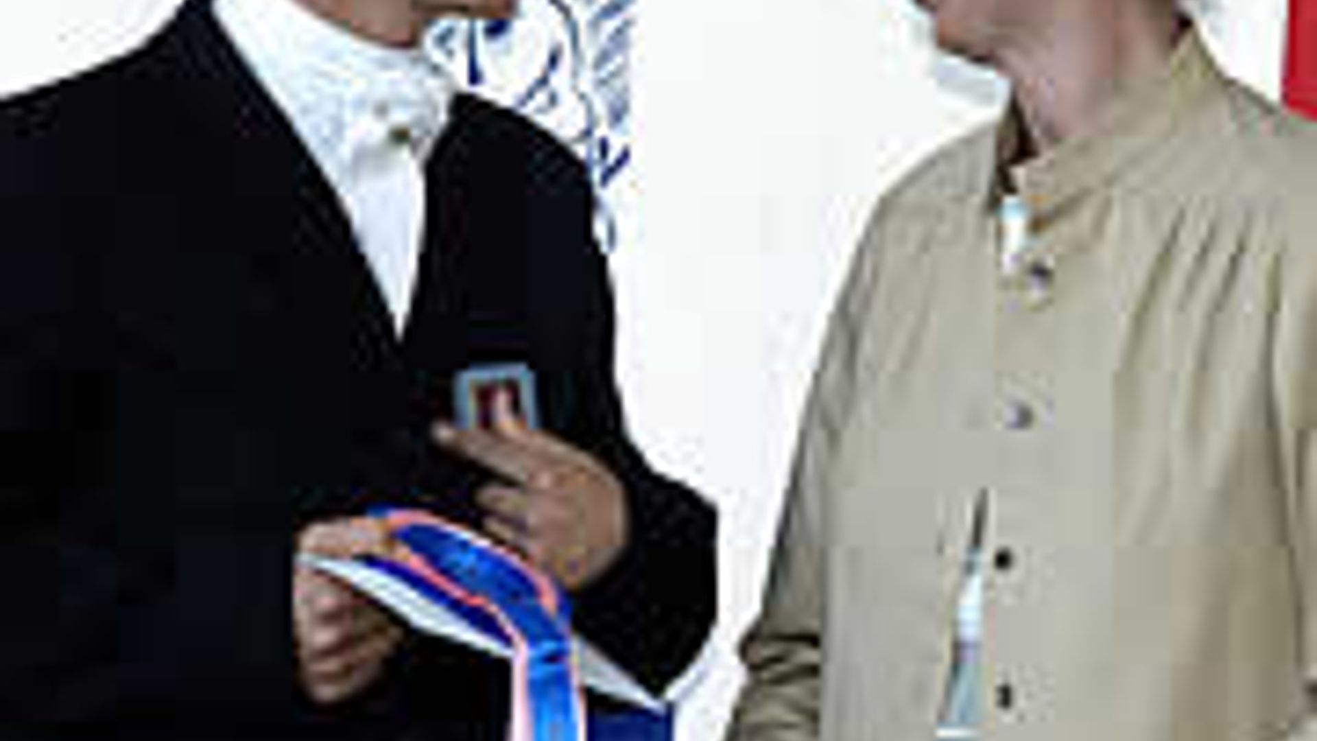 zara phillips, mark phillips, princess anne, ZARA GIVES A | HELLO!