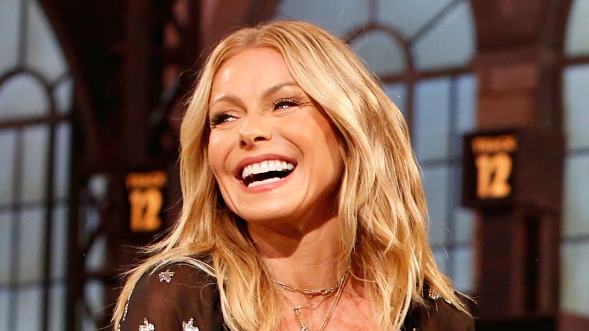 Kelly Ripa makes dazzling return to TV in hot pink outfit you have to ...