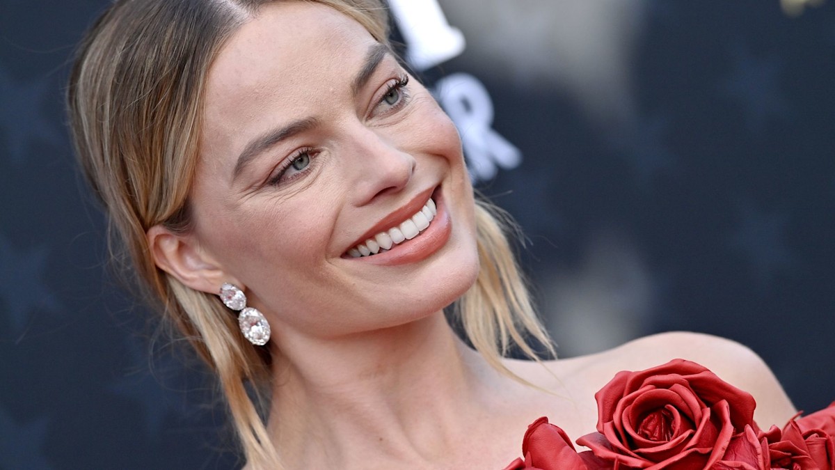 Margot Robbie's engagement ring will be your wedding inspiration for ...