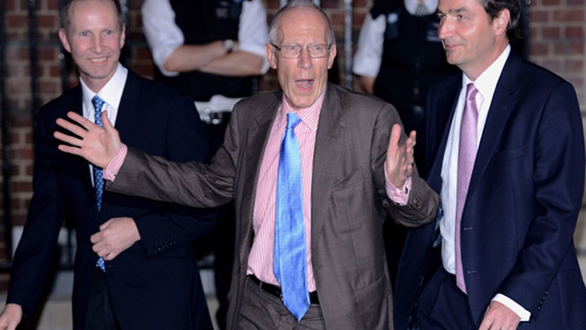 Kate Middleton's royal baby was delivered by Mr Marcus Setchell and ...