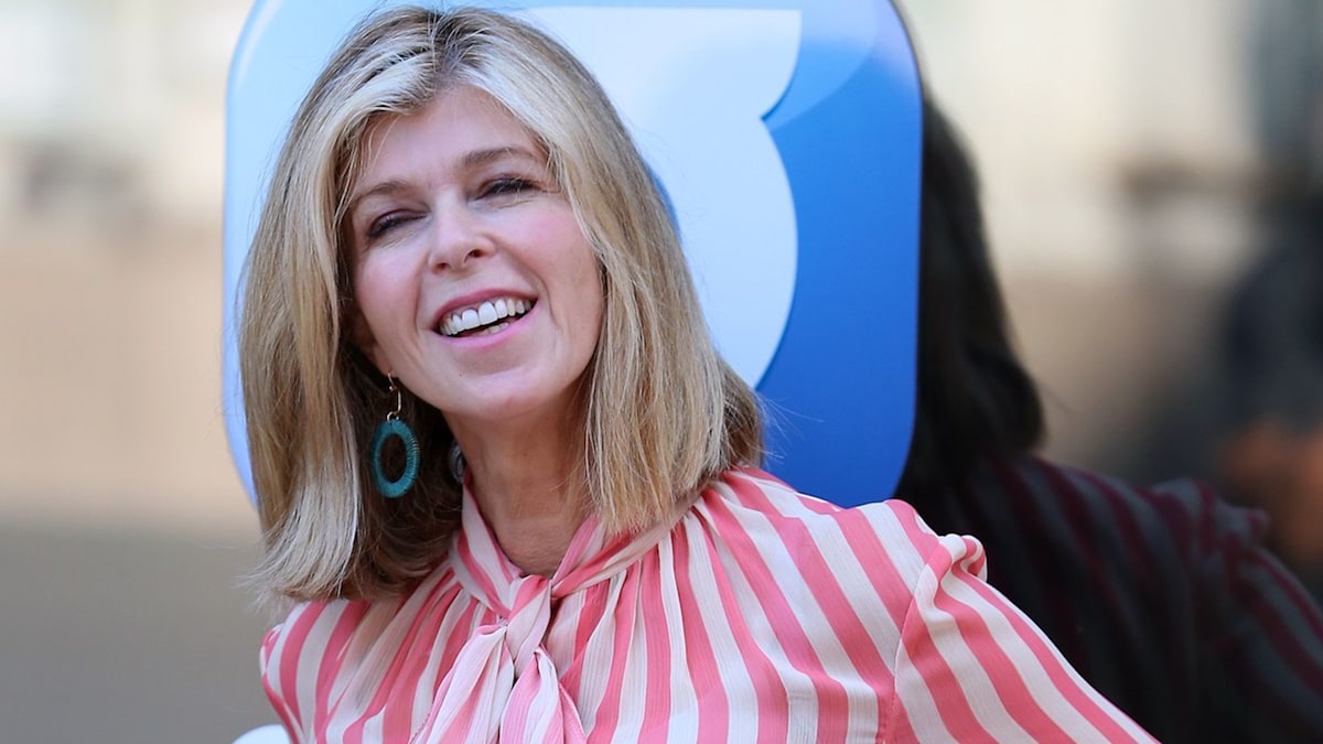 Kate Garraway stuns in figure-hugging leather Zara skirt | HELLO!