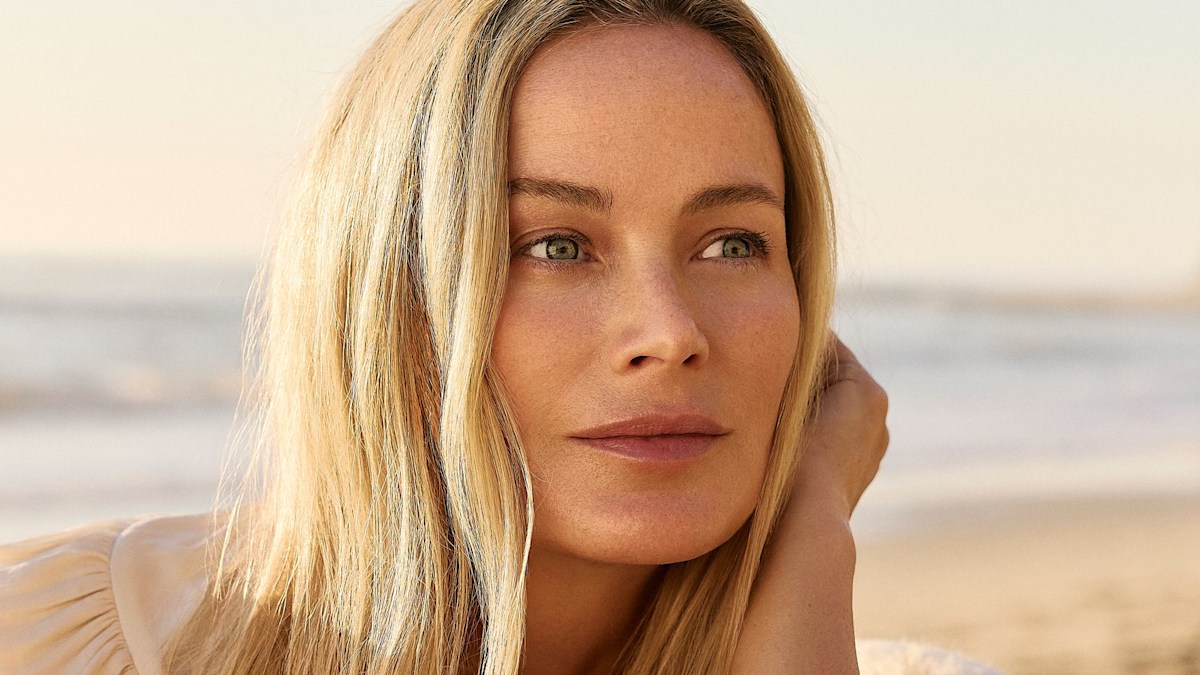 Exclusive: Carolyn Murphy shares her midlife beauty & wellness ...