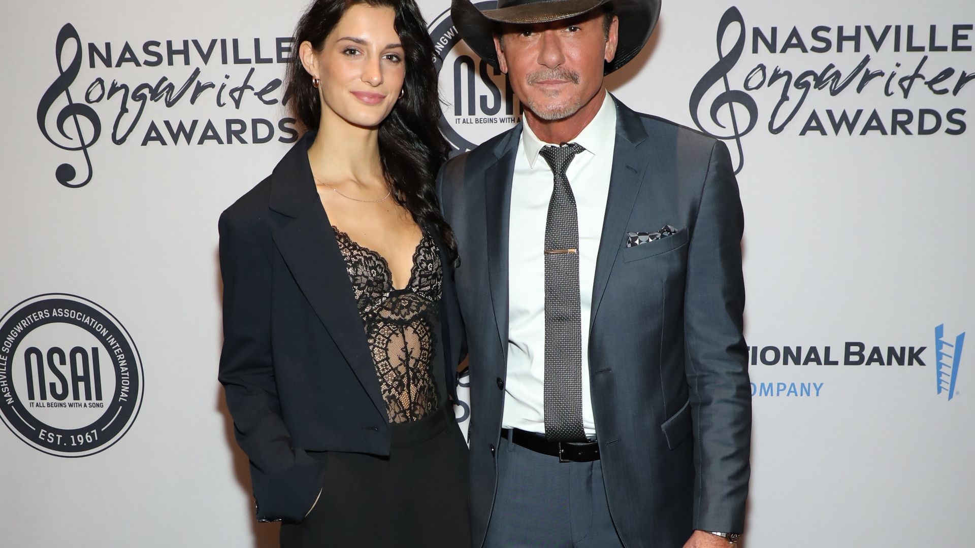 Faith Hill's youngest daughter is an unexpected mini-me in stunning ...