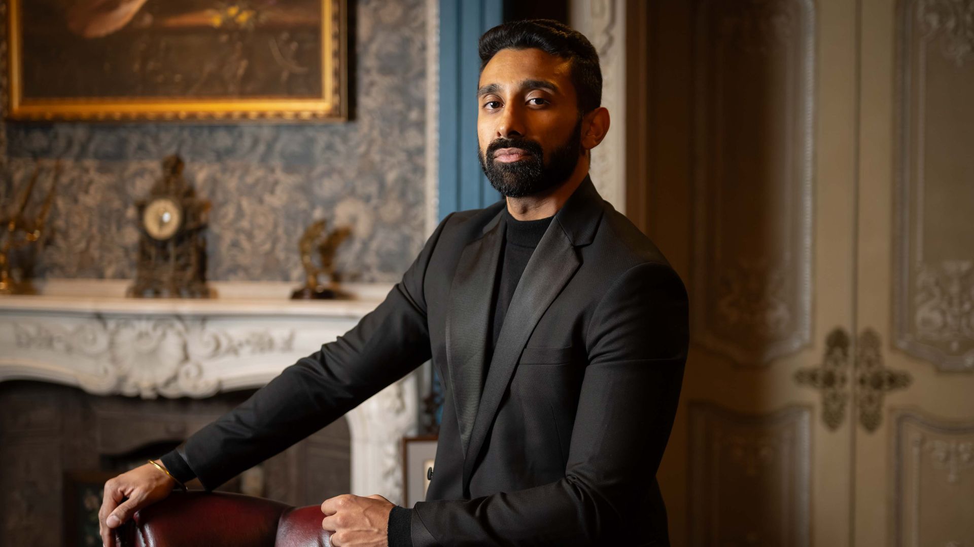 The Traitors star Jaz reveals meeting with 'devastated' Mollie as he ...